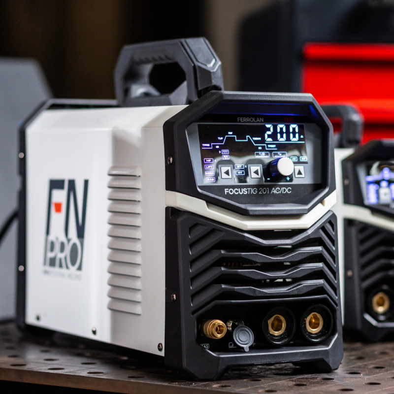KIT SOLDADORA PROFESIONAL FOCUSTIG 201 AC/DC FN PRO - FERROLAN